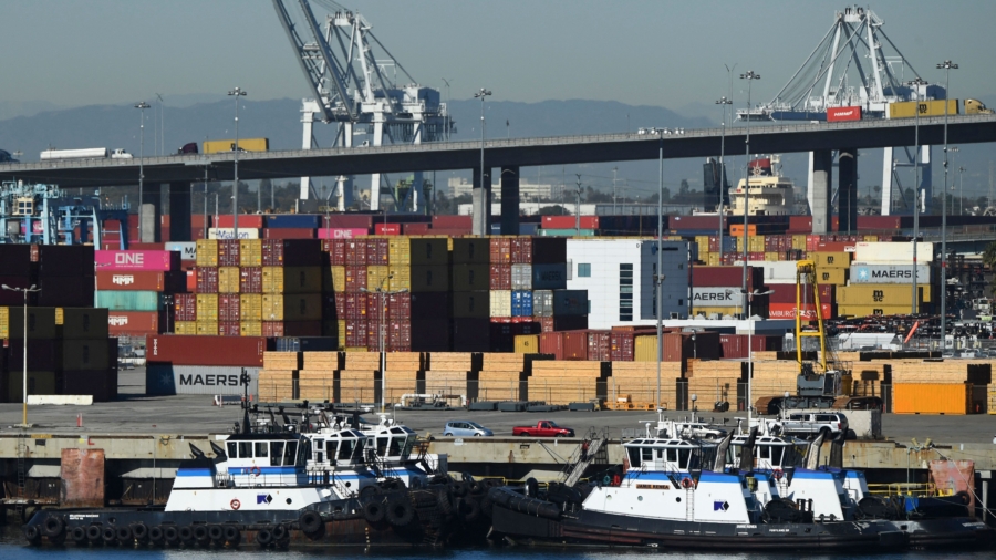 Port Truckers Face Uncertainty With New Laws | NTD