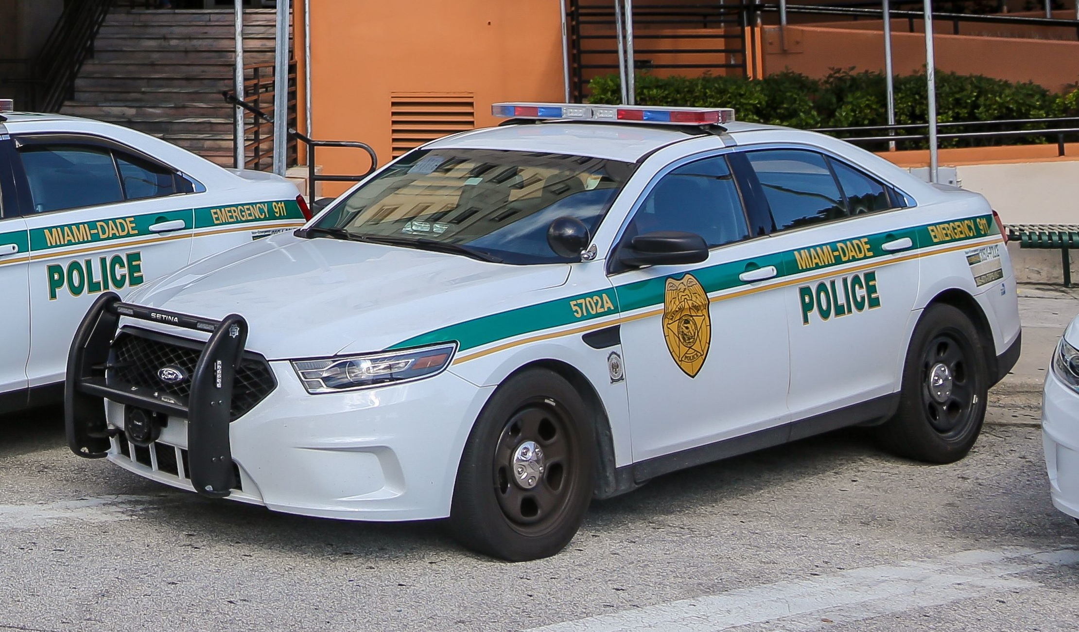 5 People Killed in Miami-Dade County Wrong Way Head-On Car Collision ...