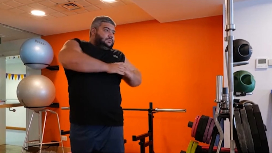 Ukrainian Soldiers Train for Competition | NTD