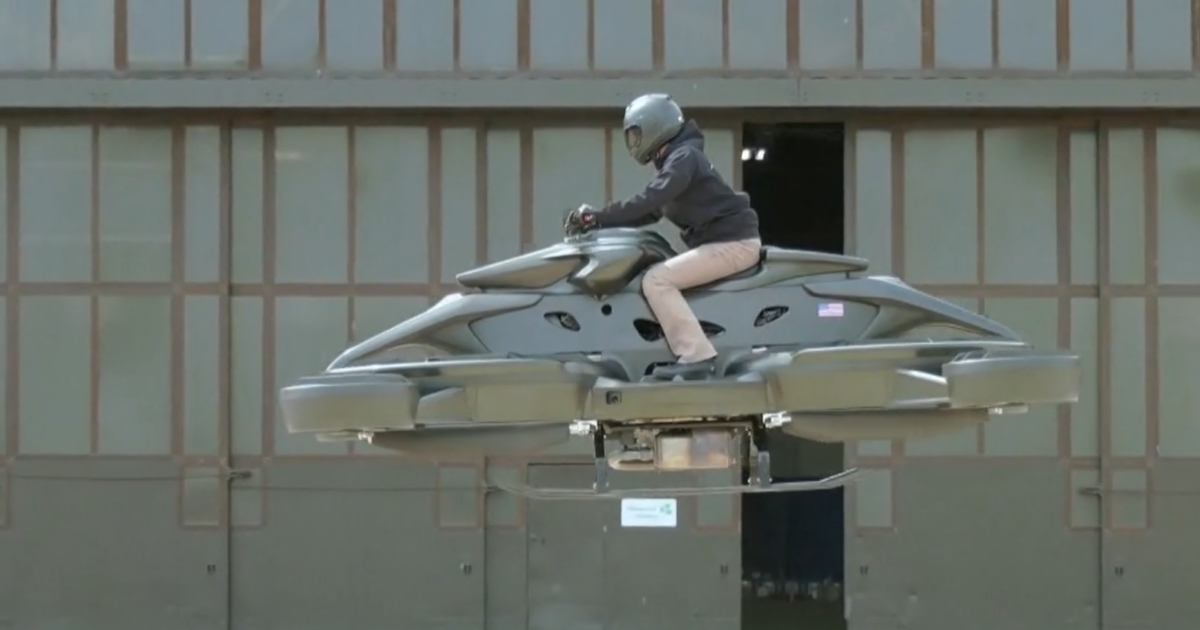 World’s First Flying Bike Makes US Debut | NTD