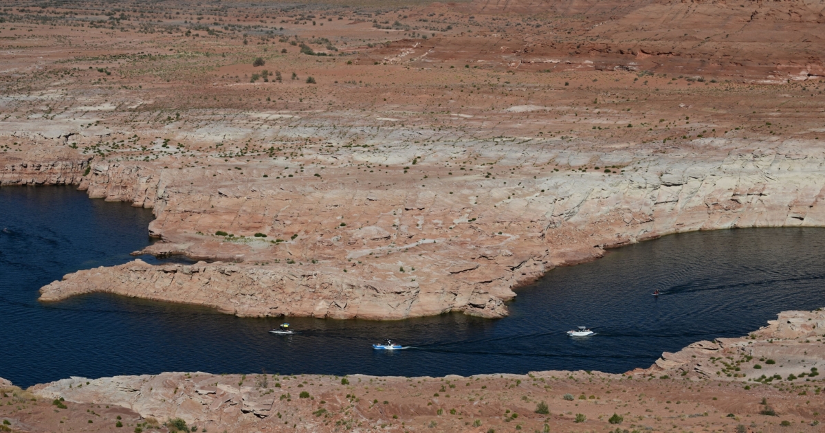 Severe Drought Reduces Colorado River Flow | NTD