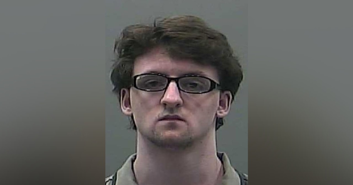 Alabama Teen on Trial in Slaying of Father, Stepmother, 3 Siblings | NTD