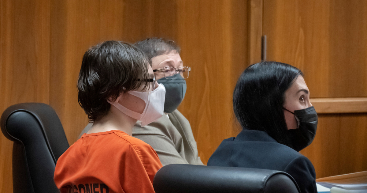 Teen Suspect in Michigan School Shooting to Plead Guilty, Prosecutor ...