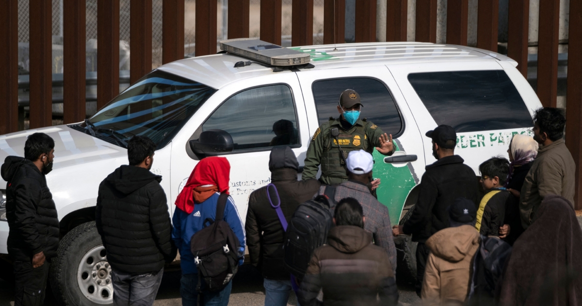 Expert Weighs in on Implications of Title 42 Coming to an End | NTD