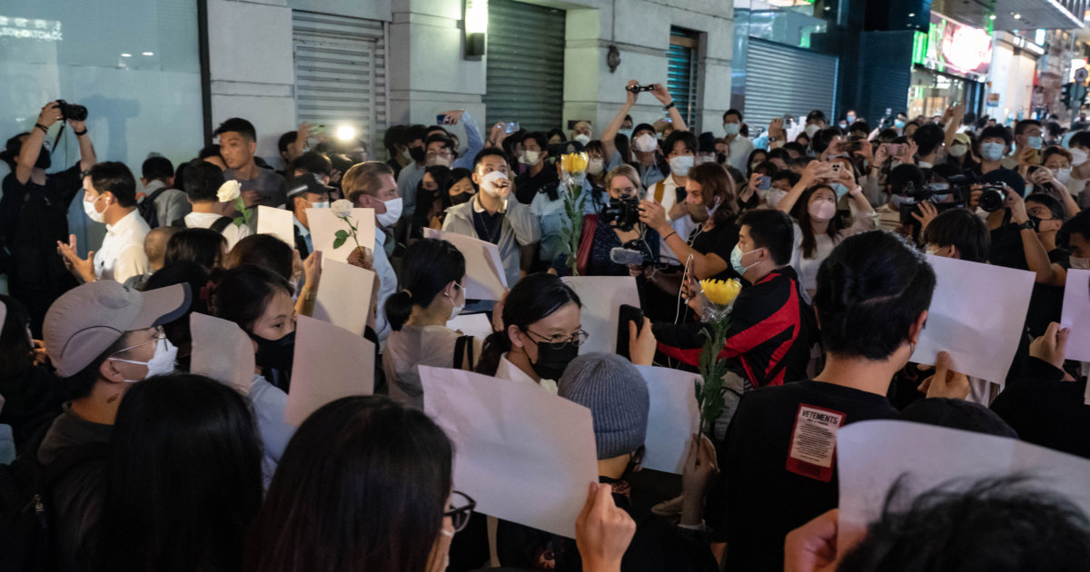 Expert Analyzes Chinese Citizens Protesting Against Xi Jinping, CCP in ...