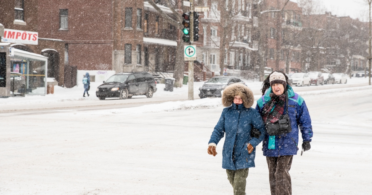 How Winter’s Darker Days Downshift Your Mood | NTD