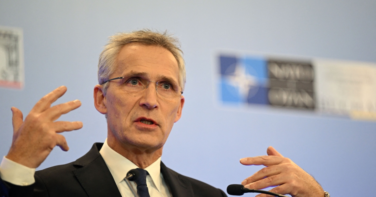 NATO Vows More Help for Ukraine as Russia Attacks on Multiple Fronts | NTD