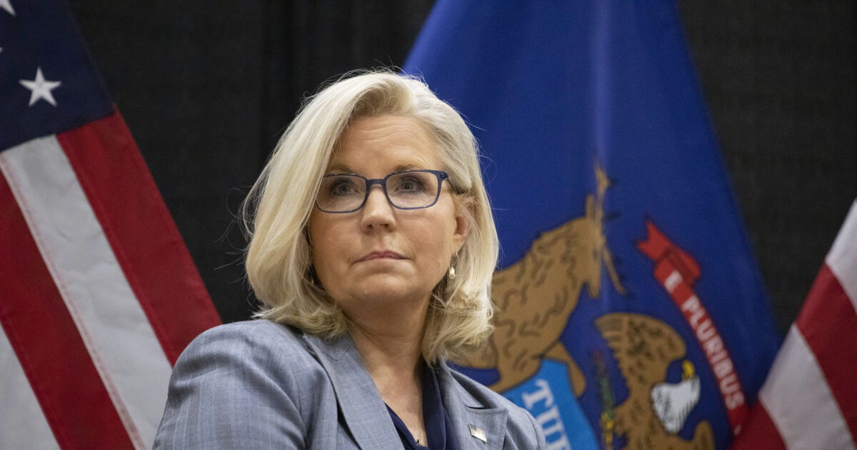 Liz Cheney Announces New Job as Professor After Losing Congressional ...