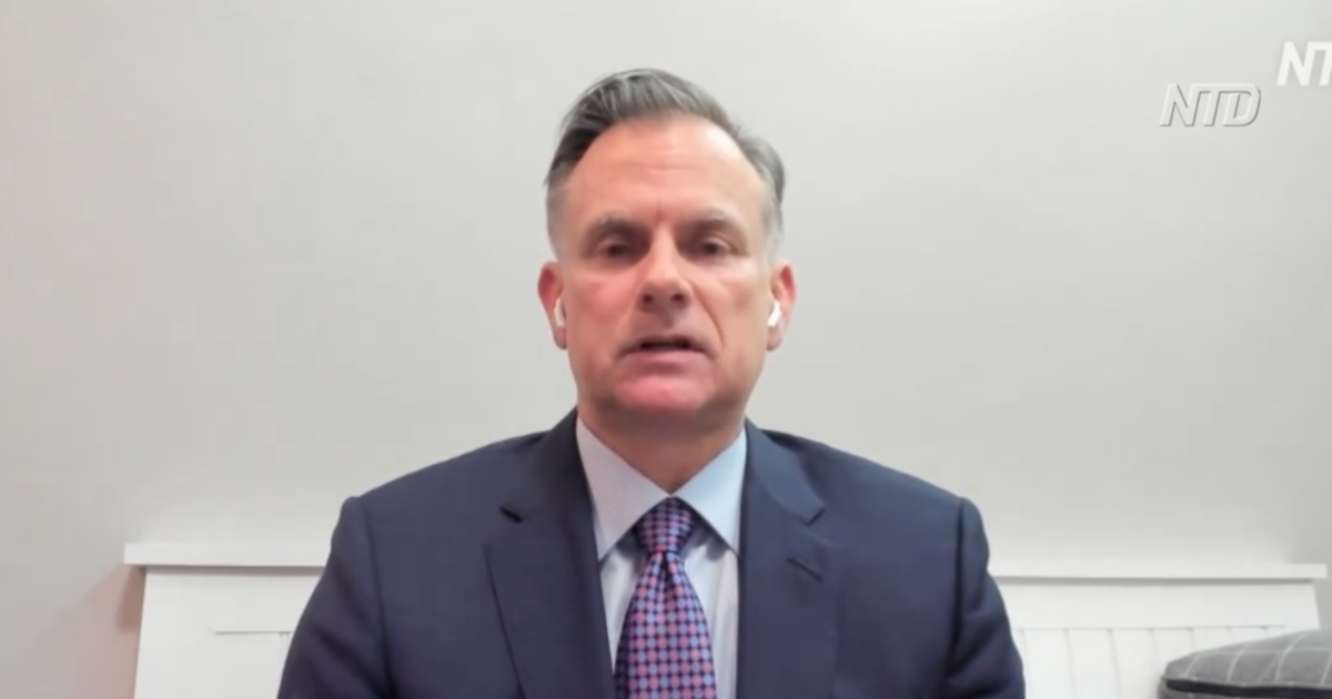 Robert Spalding: Chinese iPhone Factory Protests and Global Supply ...