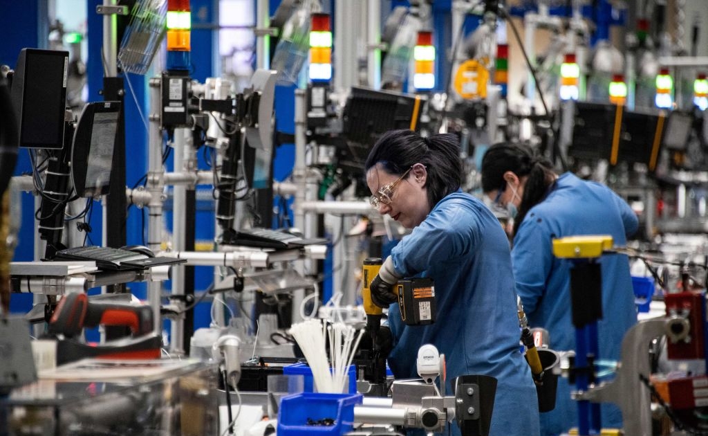 Companies Shifting Production Out of Asia | NTD