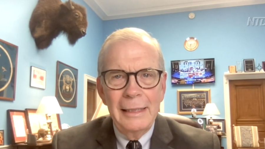 Rep. Tim Walberg on Our Clean Energy Future | NTD