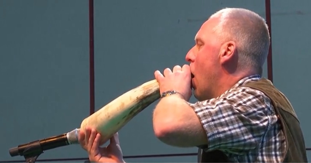 Contestants Vie to Become ‘Stag-Calling Champion’ in Centuries-Old ...