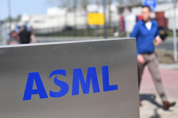 Dutch Chip Giant to Face New Export Controls | NTD