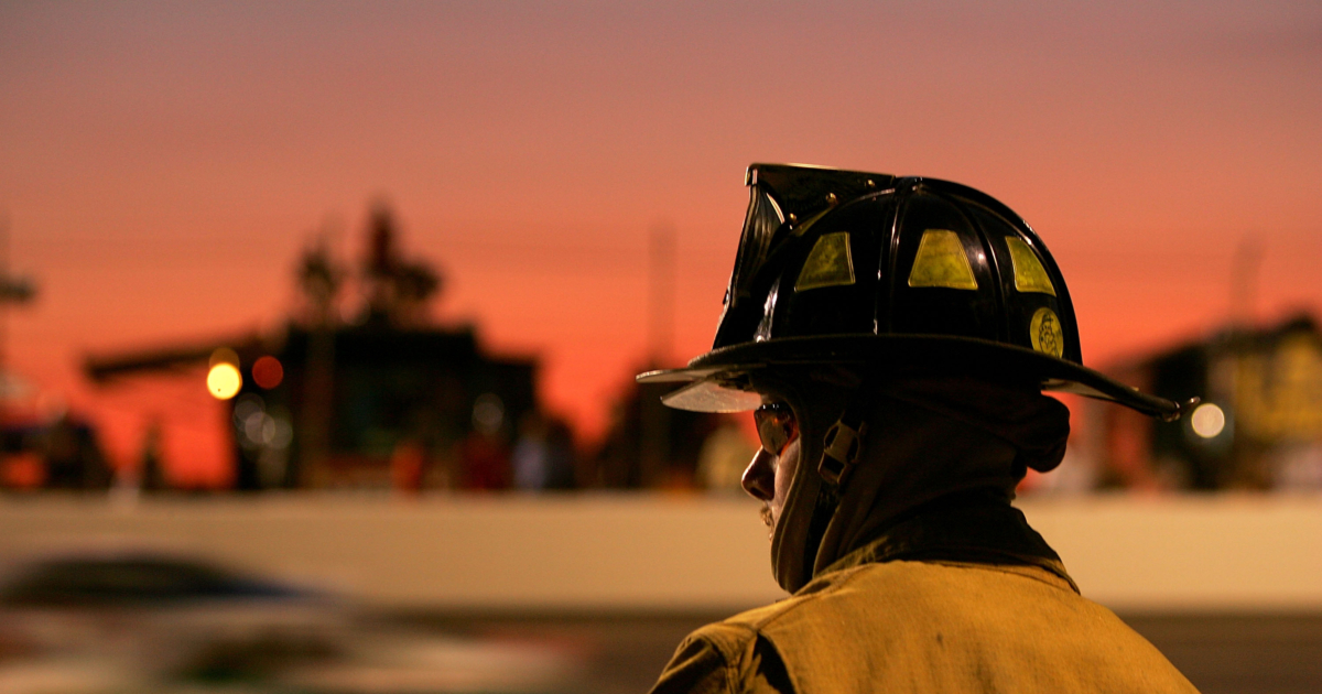 Man Dies After Indiana House Fire, 4 Children Remain Critical | NTD