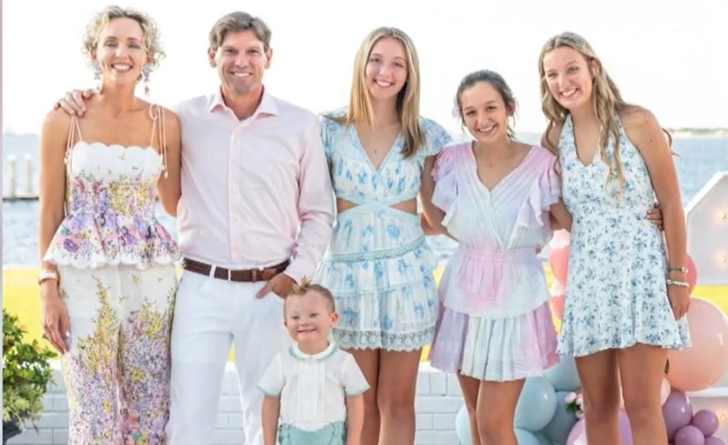 Baby With Down Syndrome Brought Unexpected Happiness to Family | NTD