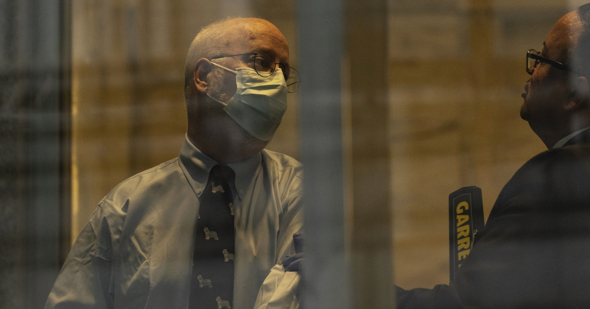 Trial Begins for Former New York Doctor Accused of Sexual Abuse | NTD