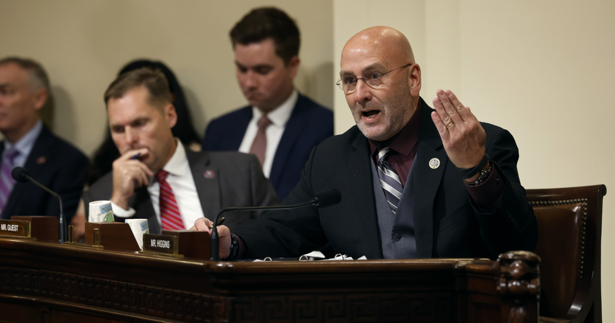 Congressman ‘Shocked’ at US Decisions on Chinese Spy Balloon After ...