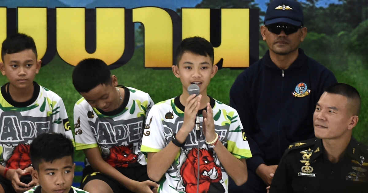 Duangphet Phromthep, One of 12 Boys Rescued From a Thai Cave in 2018, Dies in UK | NTD