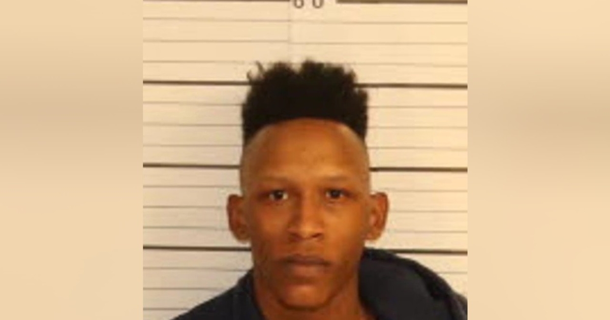 Man Charged in Memphis Shooting That Killed 1, Injured 10 | NTD