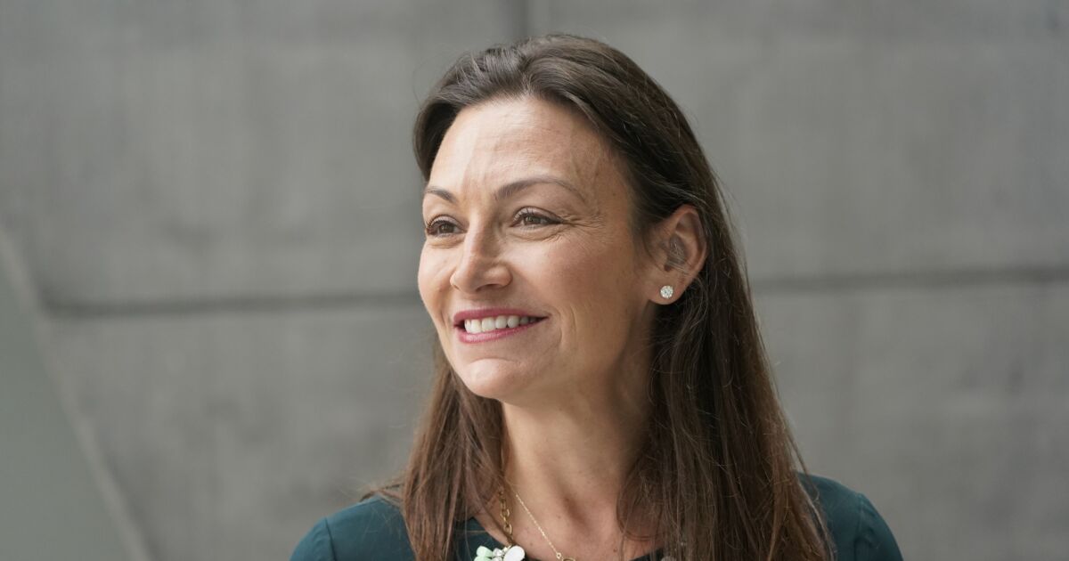 Florida Democrats Pick Nikki Fried to Lead Party After Tough Midterms | NTD