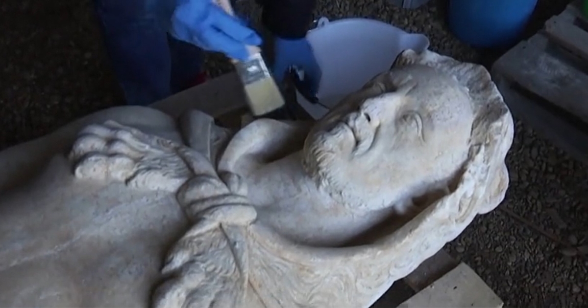Ancient Statue Unearthed in Roman Sewer | NTD