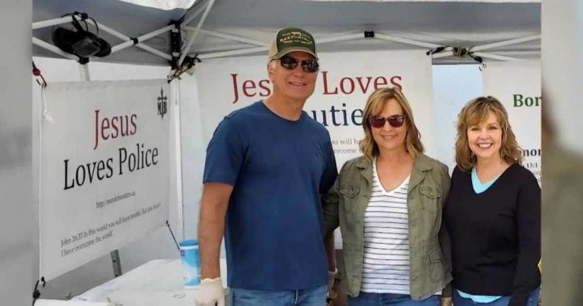 ‘Morale Boosters’ Organization Seeks to Boost Morale of Law Enforcement | NTD