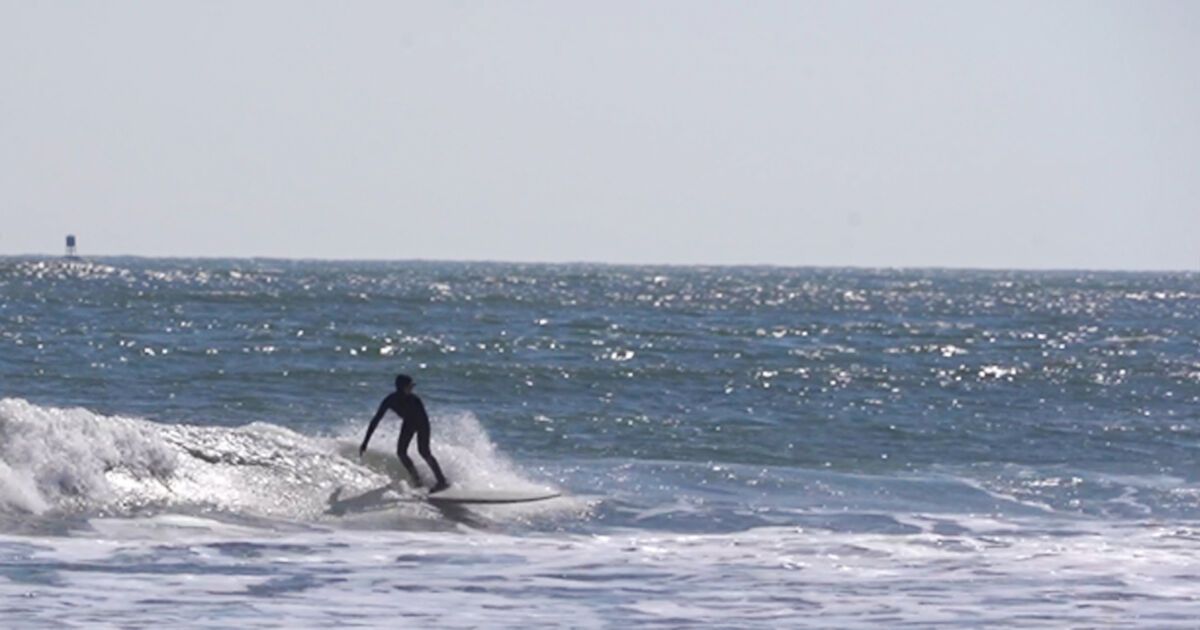 New Jersey Boy Surfs 1,000 Plus Consecutive Days for Good Causes | NTD
