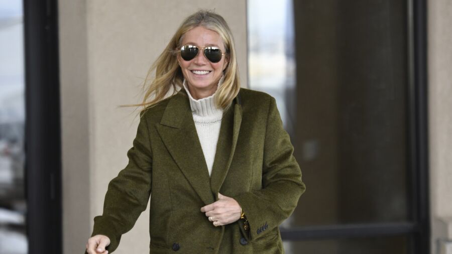 Gwyneth Paltrow Ski Collision Trial Brings Doctors to Stand | NTD