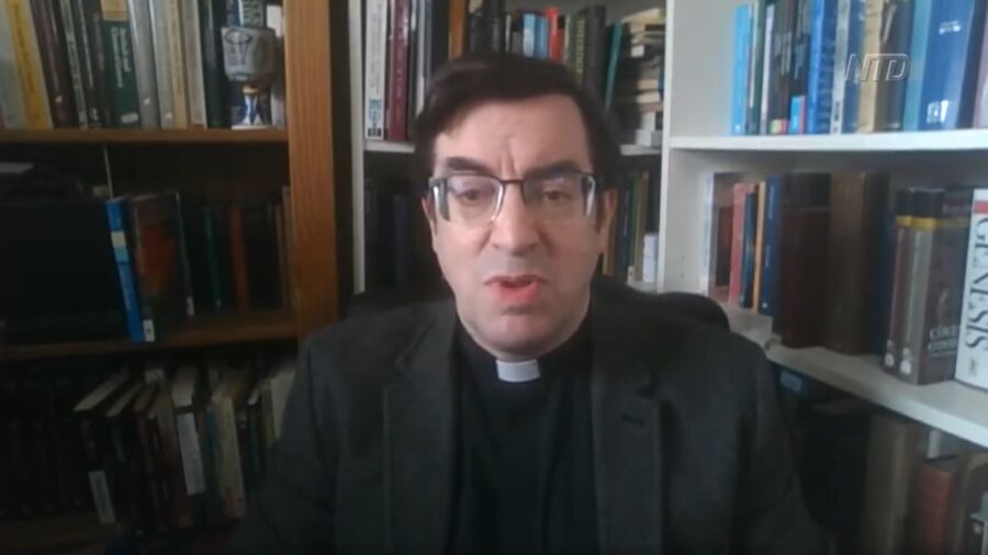 Chaplain in LGBT Row to Appeal Tribunal Ruling | NTD