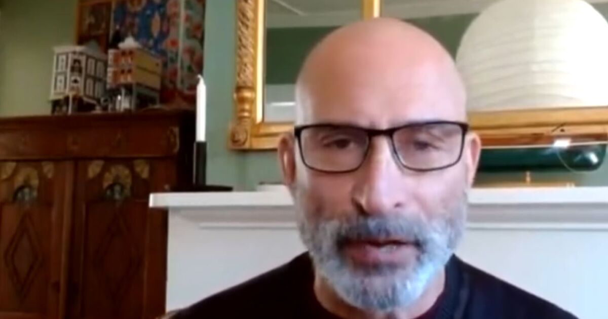 US Dollar Won’t Be Replaced Near Term: Analyst | NTD