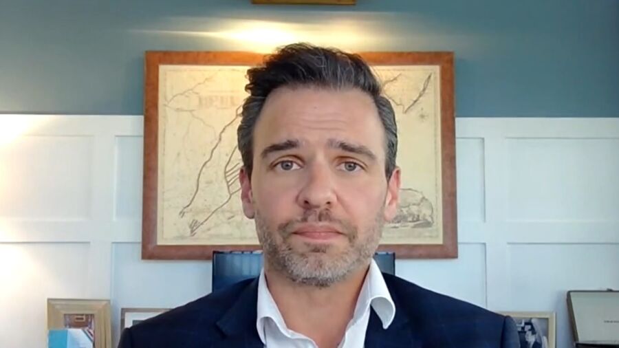 White House Involved in Mar-a-Lago Raid, Political Targeting: Ian Prior ...