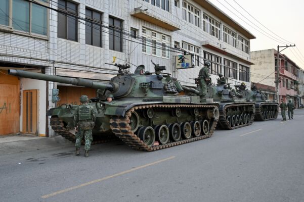 Taiwan Kicks Off Civil Defense Drill | NTD