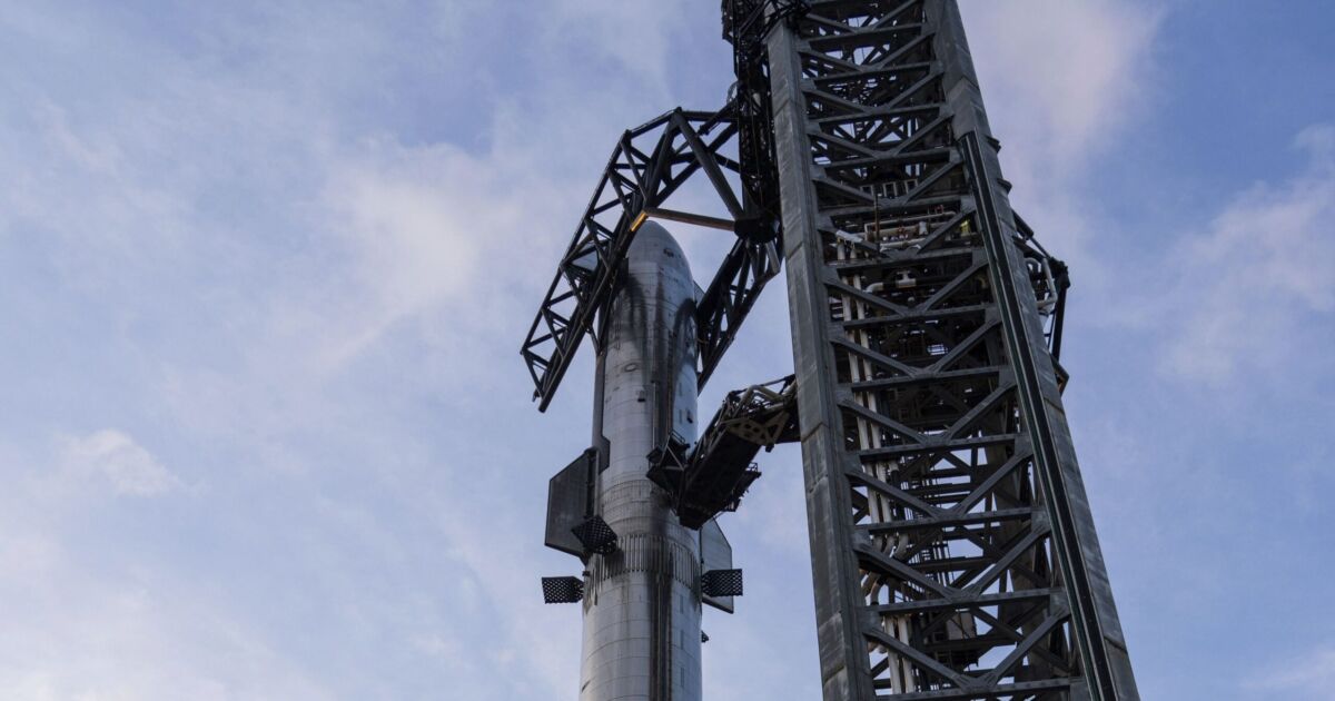 FAA Gives OK for SpaceX’s Starship Test Flight From Texas | NTD