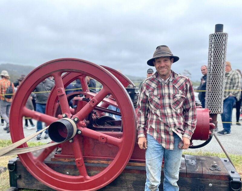 Enthusiasts Showcase Engines, World War II Collections at Half Moon Bay ...