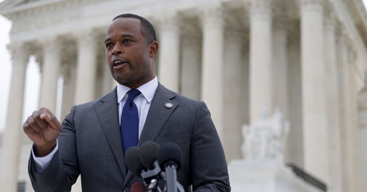 Trump-Endorsed Daniel Cameron Wins Kentucky GOP Primary for Governor | NTD