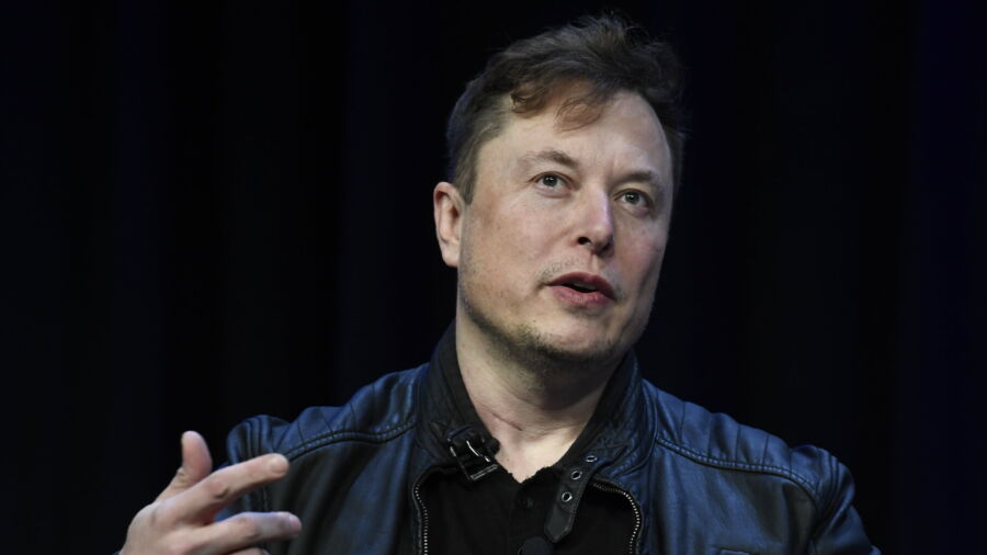 Musk Says He’s Not Stepping Down as Tesla CEO, Tells Shareholders the ...