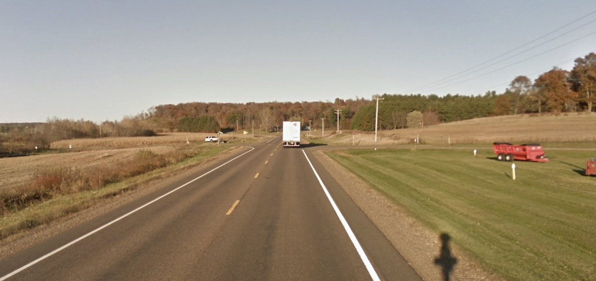 Car-Van Crash in Northwestern Wisconsin Kills 2, Injures 12 Others ...