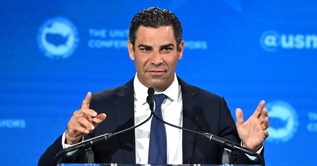 Miami Mayor Francis Suarez Files Paperwork to Run for GOP Presidential Nomination | NTD