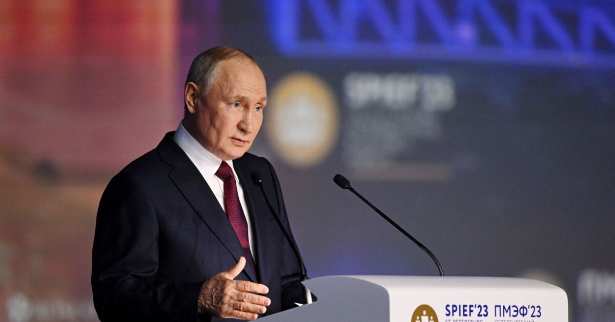 Putin Confirms Russia Sent Nuclear Weapons To Belarus Ntd