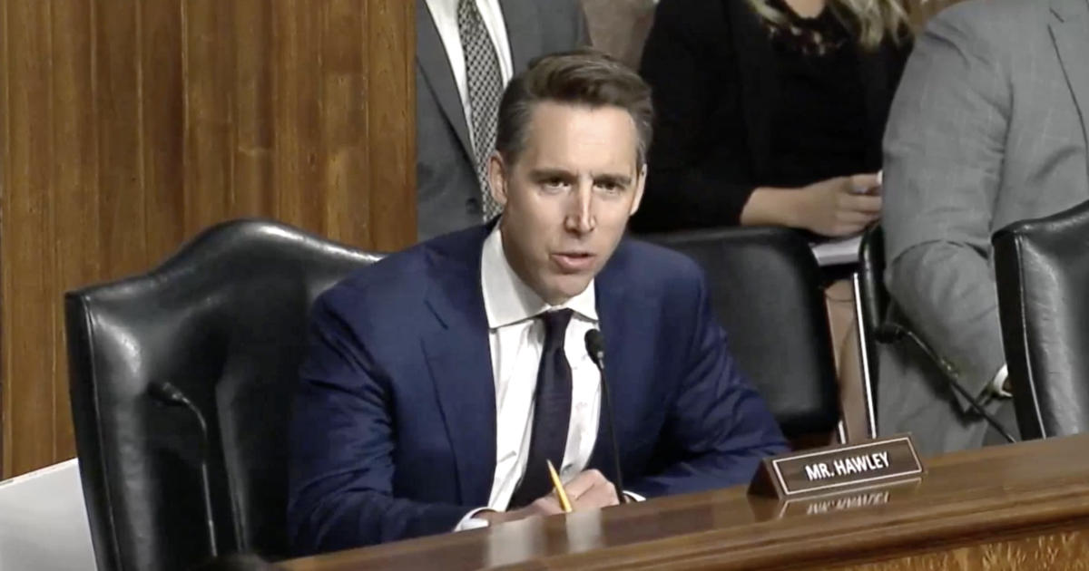 Sen. Hawley Shows Picture of Riley Gaines Being Assaulted by Protesters ...