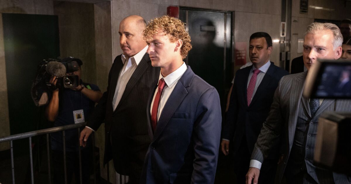 Daniel Penny’s Lawyers: ‘The Right and Duty to Defend One Another Will ...