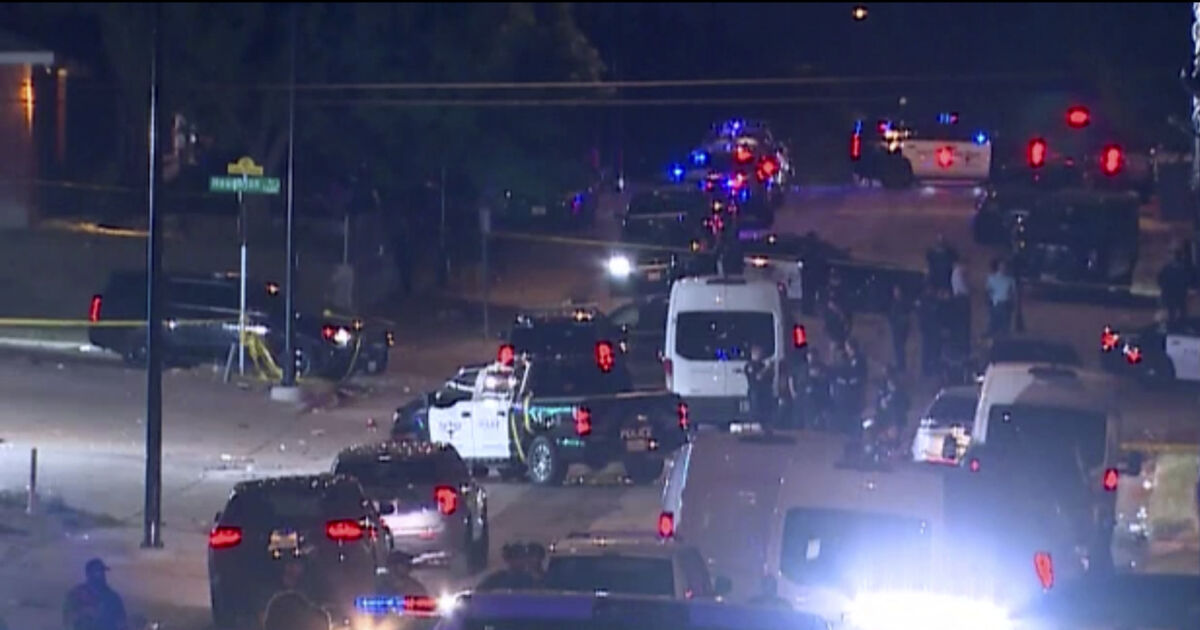 Shooting After Holiday Festival Leaves 3 Dead and 8 Injured in Texas | NTD