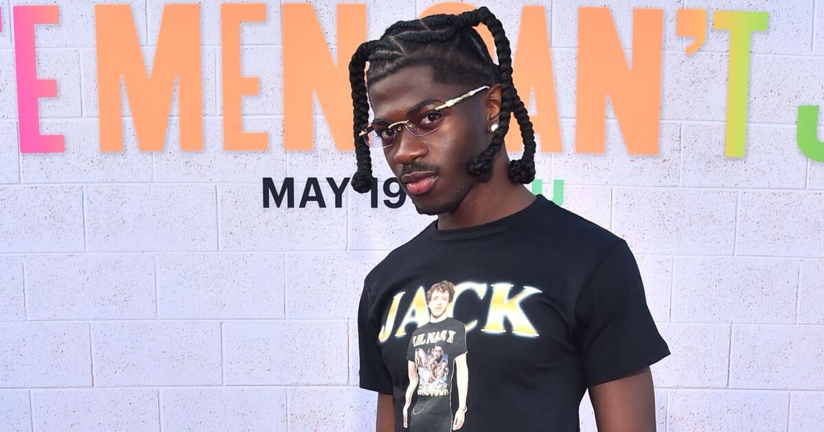 Rapper Lil Nas X Reported to Be Among Among Scooter-Riding Tourists ...