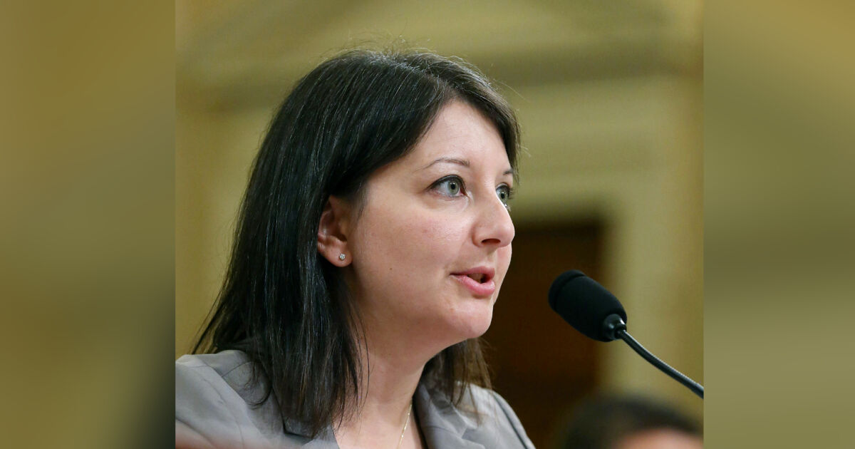 CDC Poised to Recommend Annual COVID-19 Shots: Director | NTD