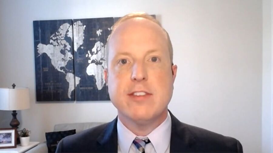 US Credit Worthiness Downgrade Will Slow Economic Growth: Vance Ginn | NTD