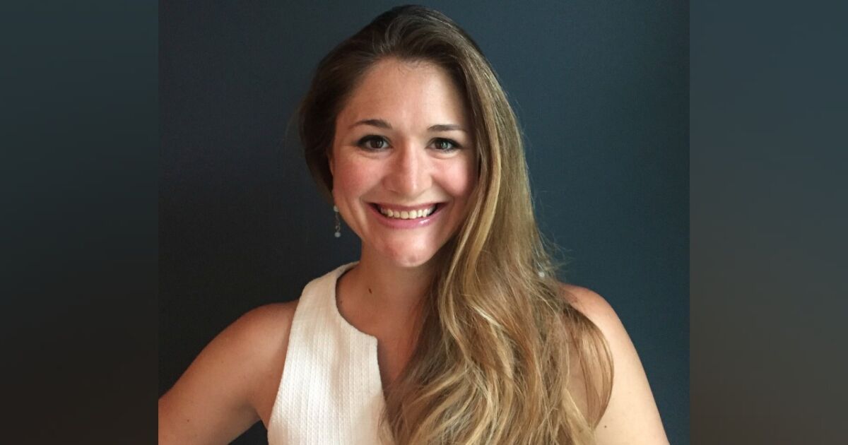 US Publishing Executive Dies in a Boat Crash Off Italy’s Amalfi Coast | NTD