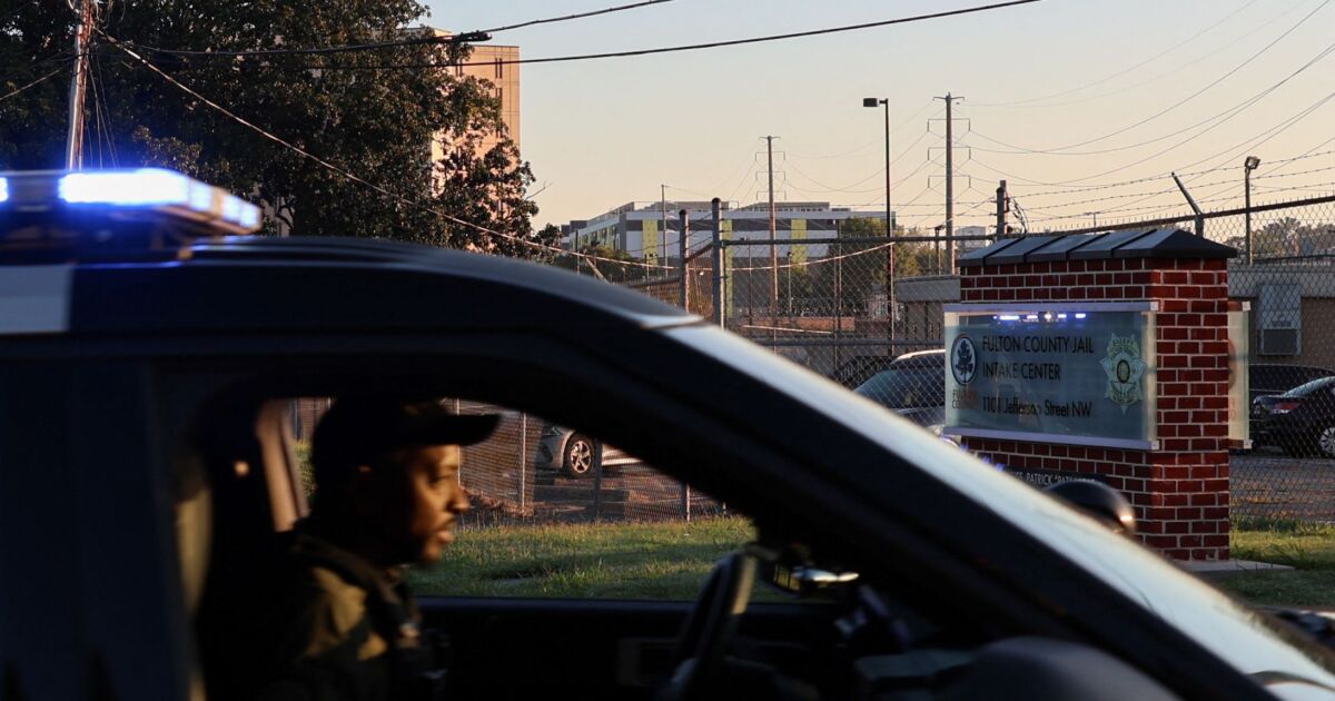 Sheriff Investigating Threats Against Jurors in Trump Election Case in ...