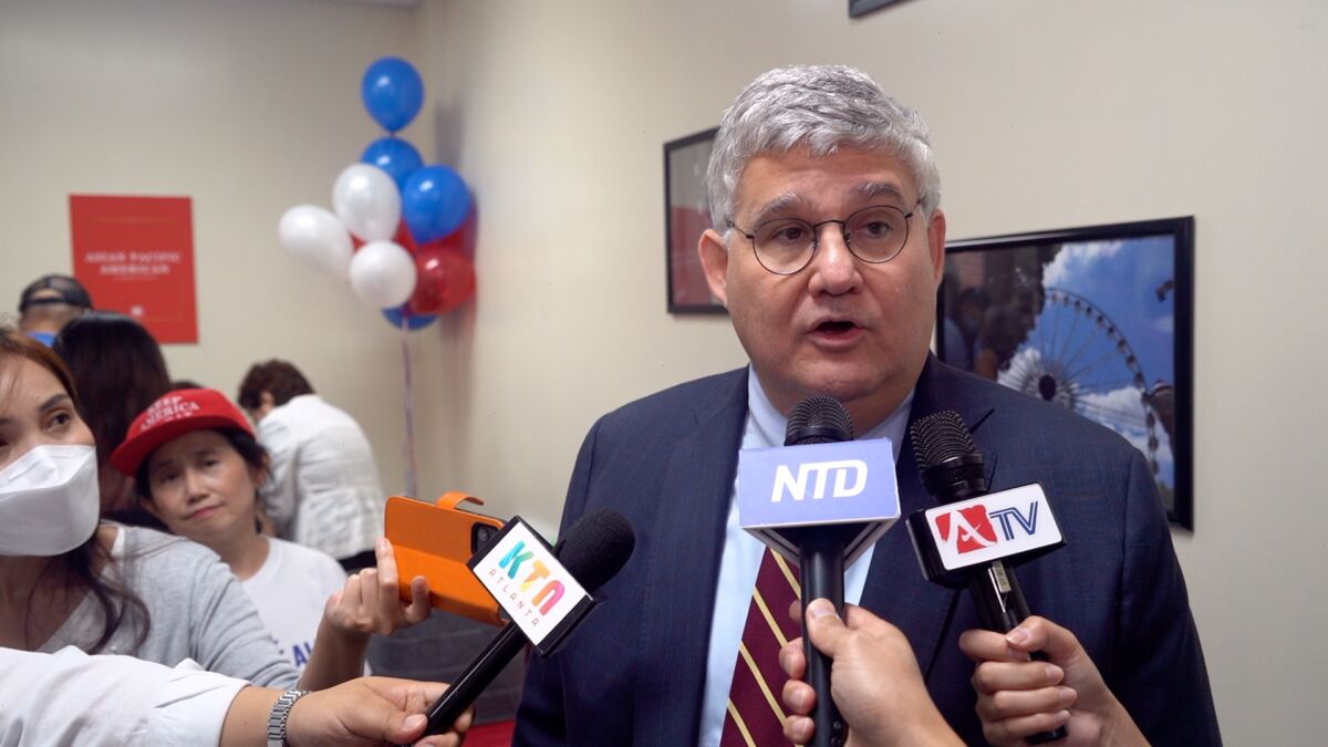 2 More Trump Co-Defendants Request Georgia Indictment Be Moved to ...