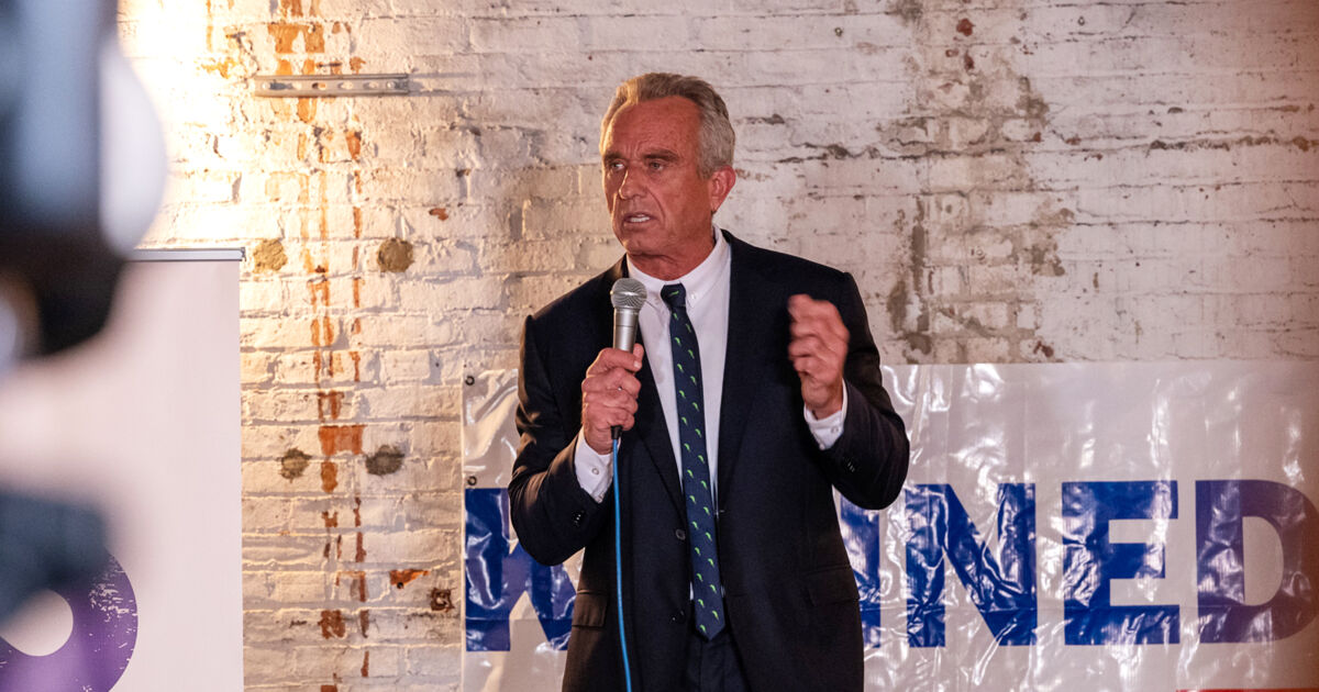 RFK Jr. Gaining Broad Support: Reporter | NTD