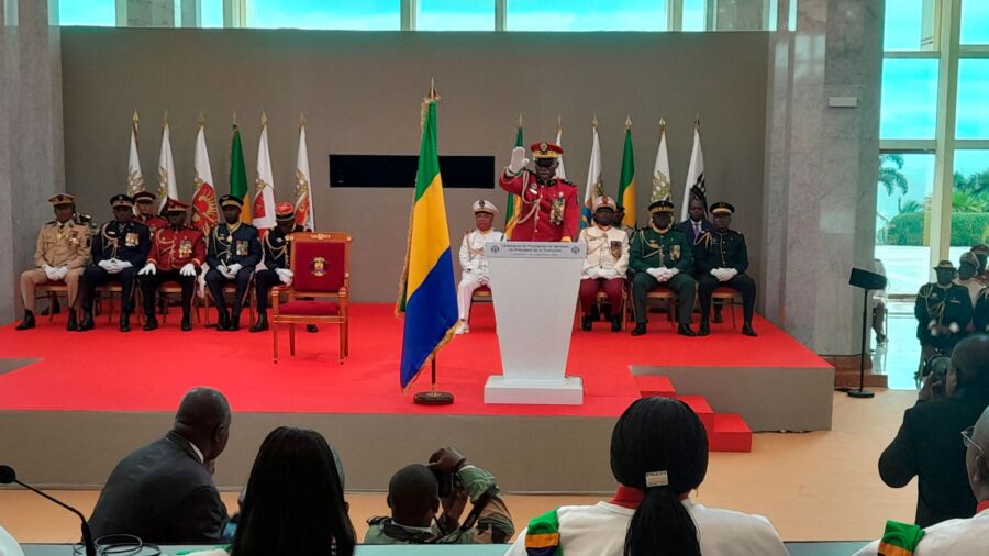 Gabon Coup Leader Sworn In as Interim President in Scene of Jubilation ...
